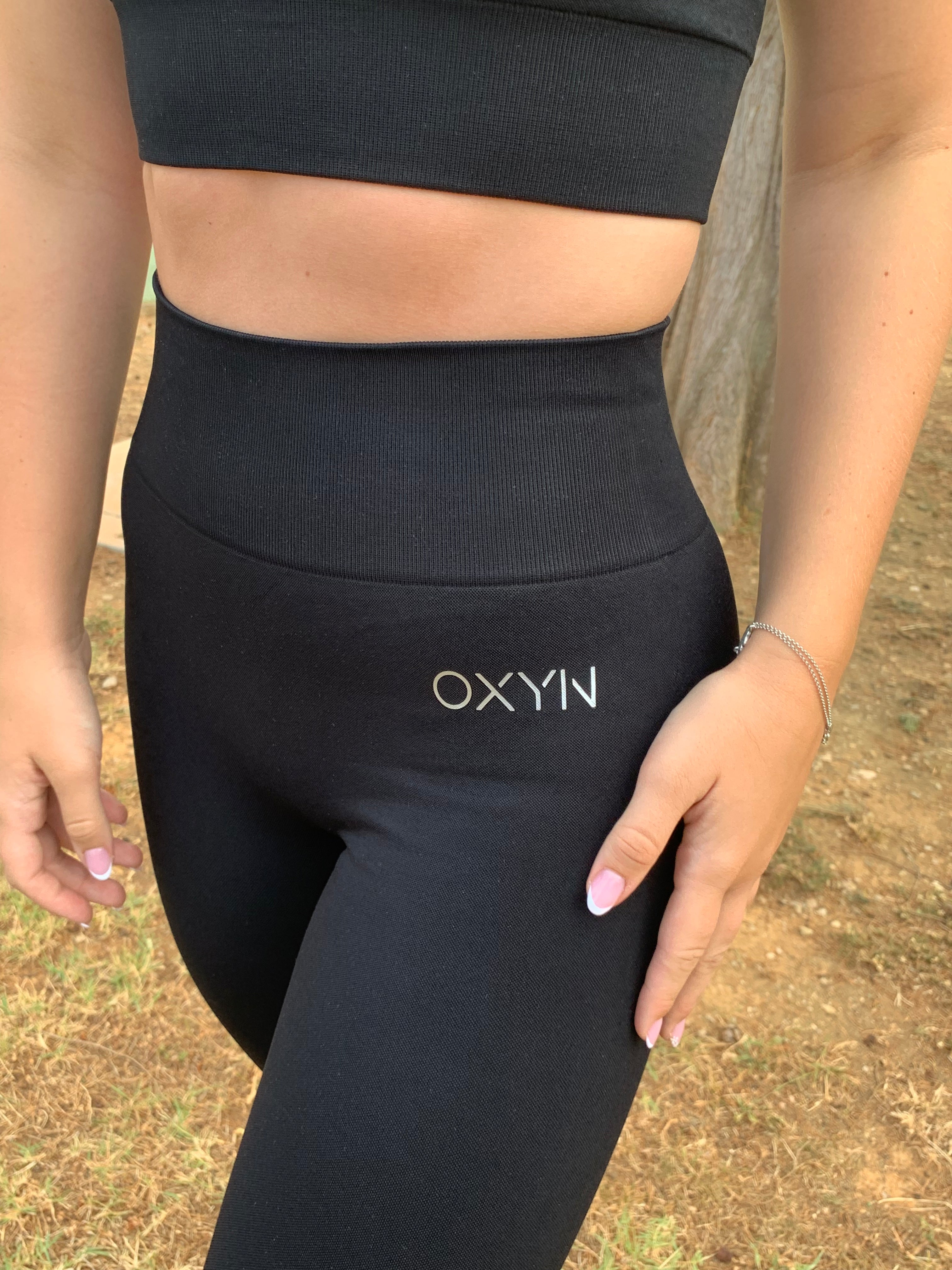 5 načinov stiliziranja pajkic za eleganten outfit – OXYN
